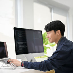 Bachelor of Software Engineering (Honours) | UNIMY Malaysia